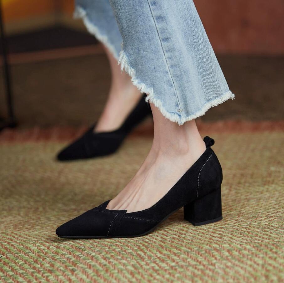 Petite Feet Women's Pointed Block Mid Heel Pumps MS211 - AstarShoes