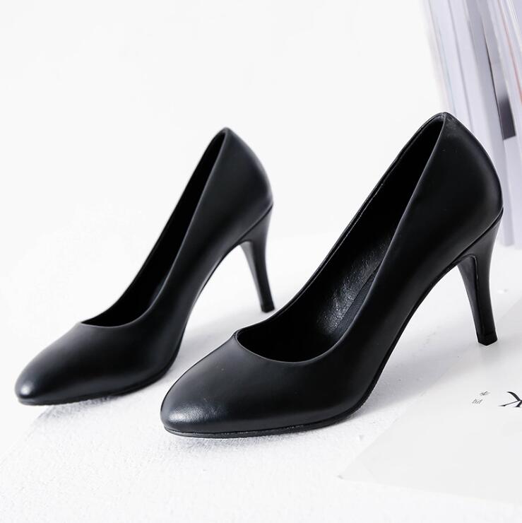 Small Feet Round Toe Black Pump Shoes MS261 - AstarShoes