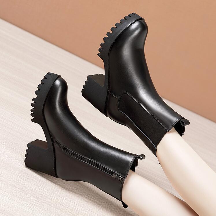 Women's Small Size 2 Chunky Heel Side Zipper Boots DS291 - AstarShoes