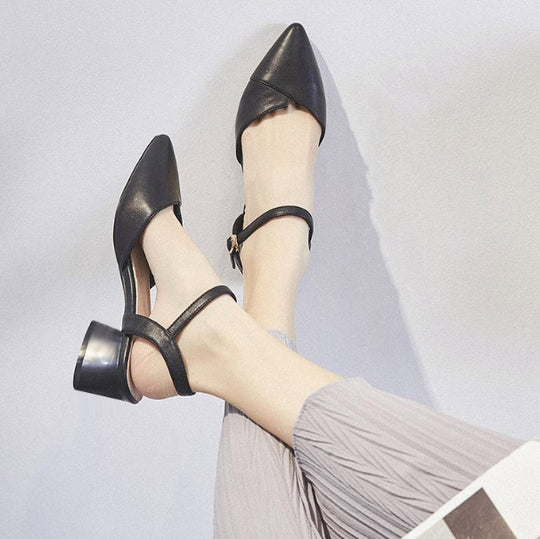 Women's Petite Feet Sandals Size 3 - AstarShoes