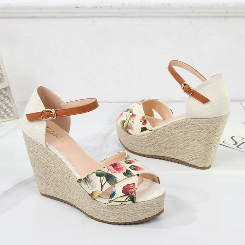 Small Size Platform High Heel Wedge Shoes GS72 - AstarShoes