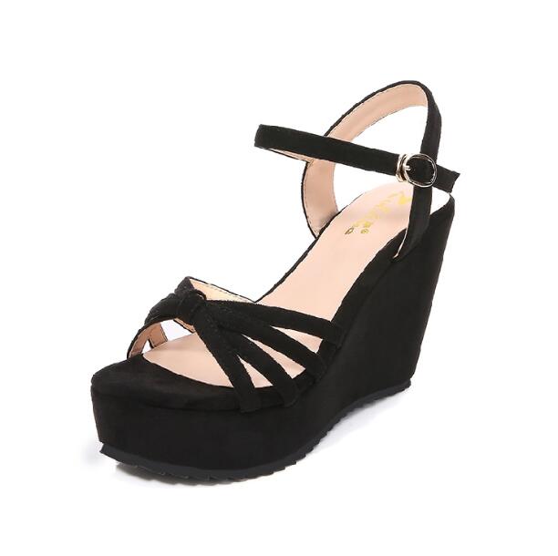 petite wedges